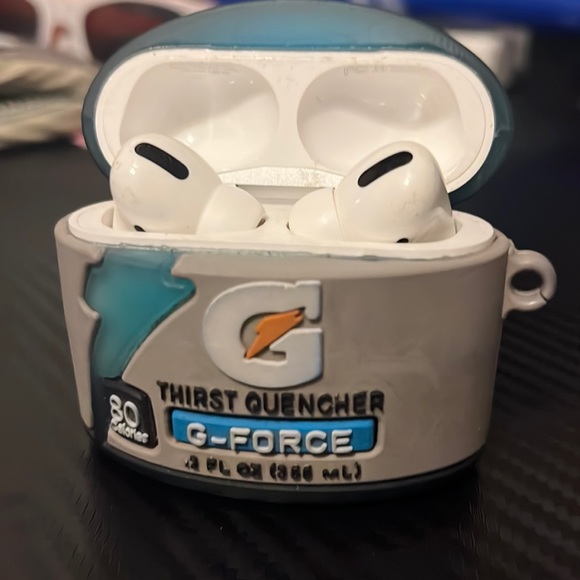 Apple | Headphones | Airpods Pro With Gatorade Case New And Good ...